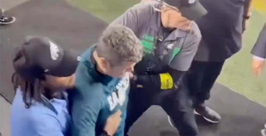 Legendary Video Shows Eagles Fan Somehow Run Onto Field With Team