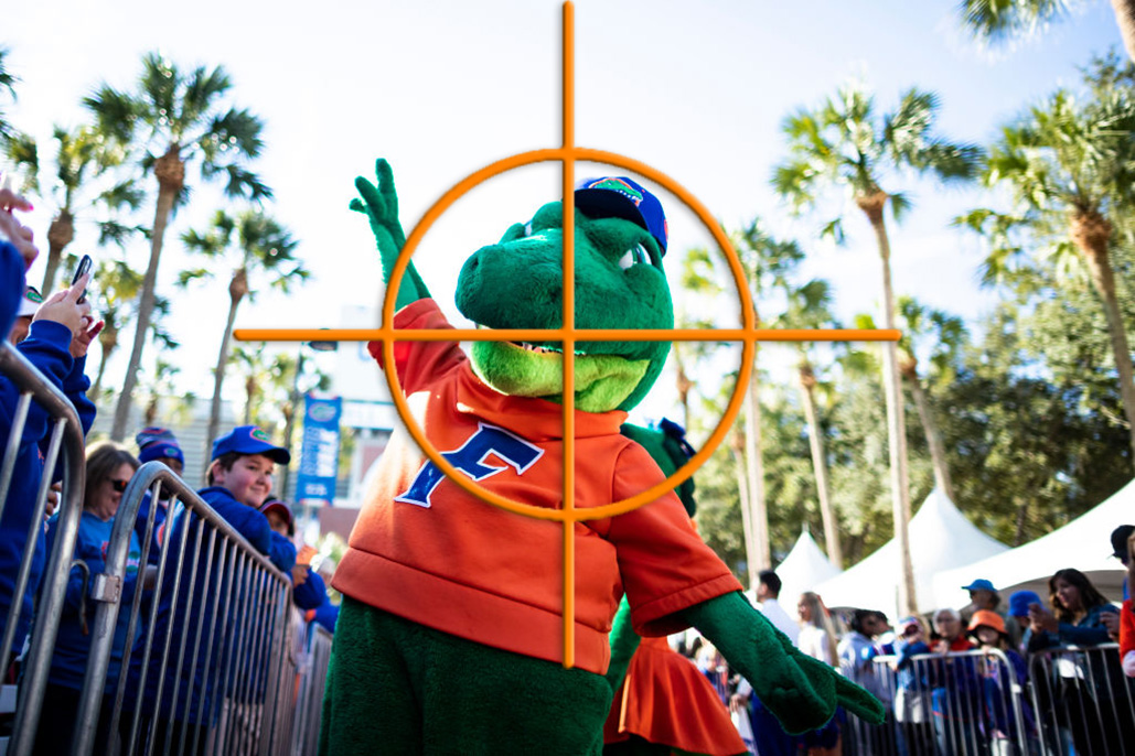 Tennessee Fans Hang 'Gators' By Rope As Wild Signs Pop Up In Knoxville ...