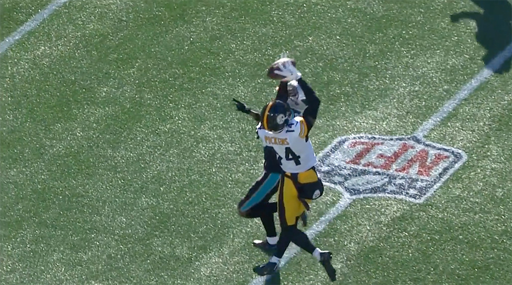 George Pickens Makes 31 Teams Look Silly With Another Wicked Catch ...