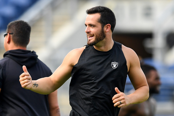 Derek Carr Is Playing Near Perfect Football At Raiders Training Camp ...