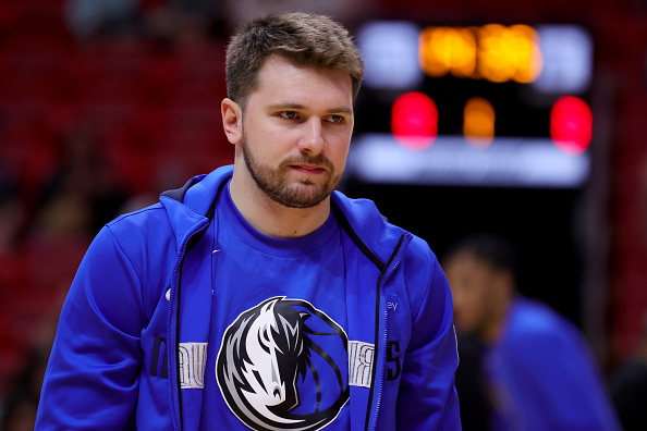 Hawks Fan Call Luka Doncic 'Fat,' Destroy Dallas' Hopes For Play-In ...