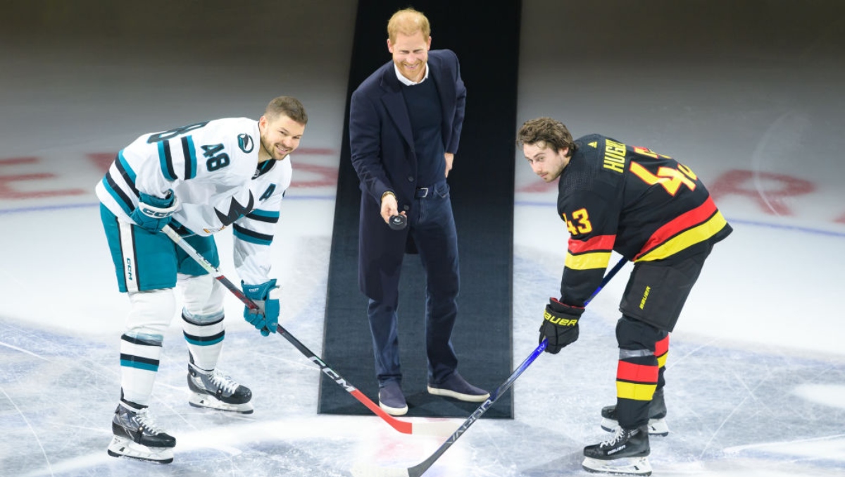 Prince Harry And His Muffed Puck Drop Show He’s Not A Hockey Guy (Not ...