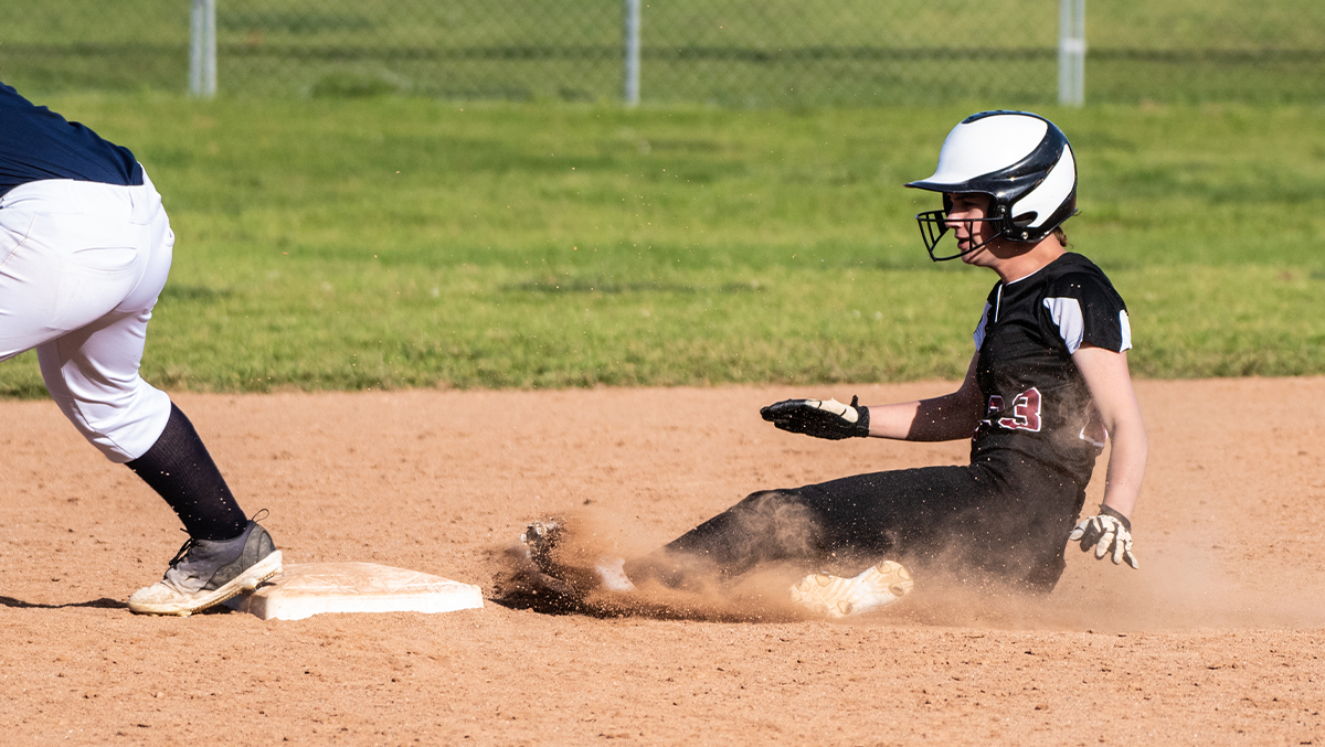 High School Softball Team Without Hit Wins State Title On Mayhem Ending ...