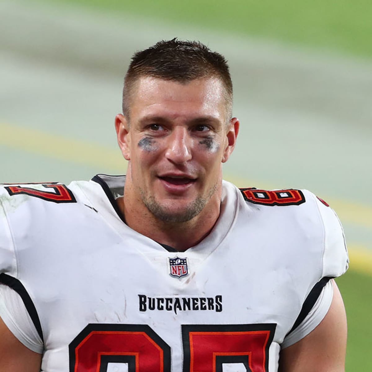 Bucs TE Rob Gronkowski's Latest Message Nods At Potential Retirement ...