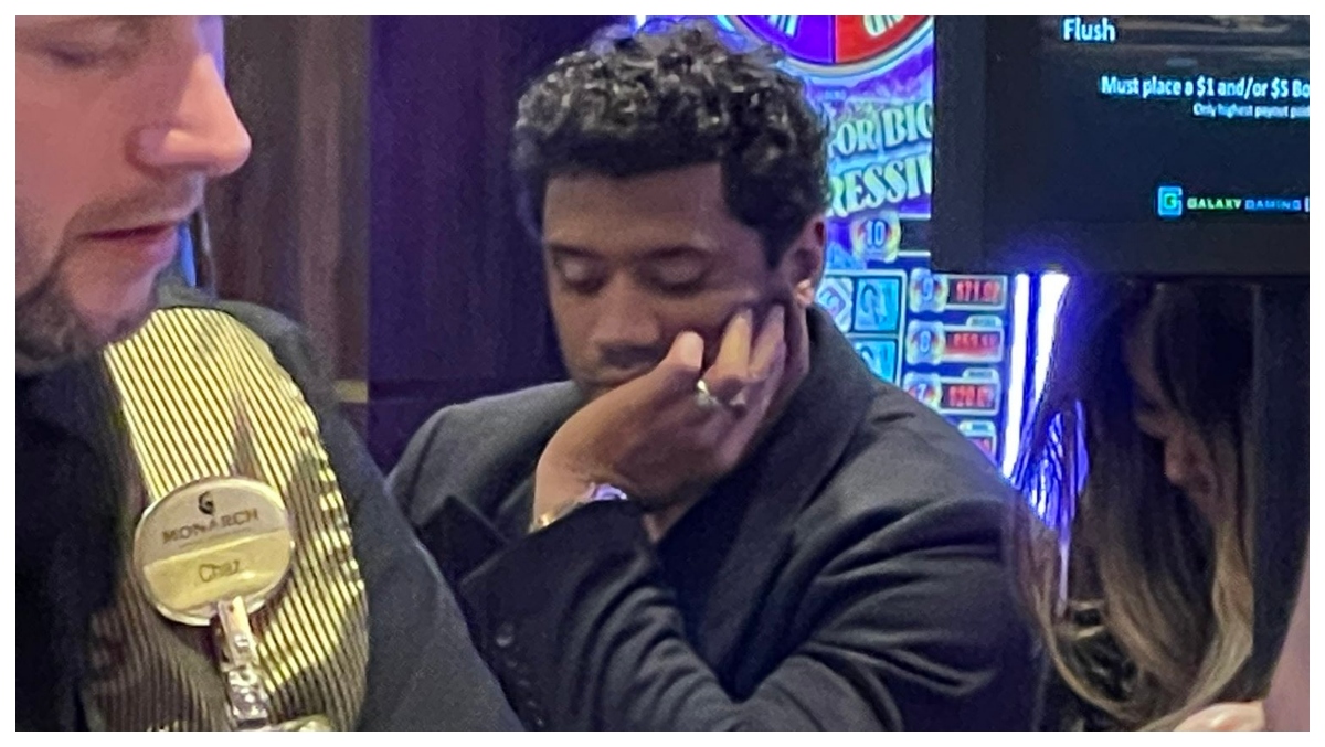 Sad Russell Wilson Gambles The Night Away In Most Relatable Picture ...