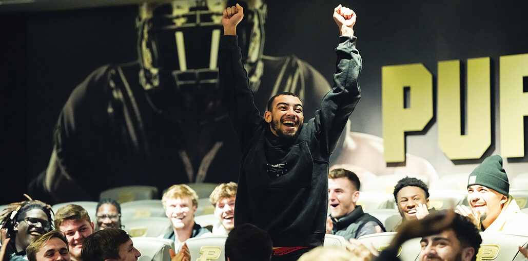 New Purdue FB Coach Surprises Walk-On With Scholarship In 1st Meeting ...