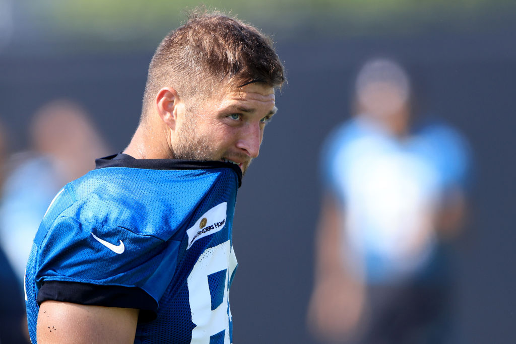 Social Media Coming Down Hard On Tim Tebow Following Jags Preseason ...
