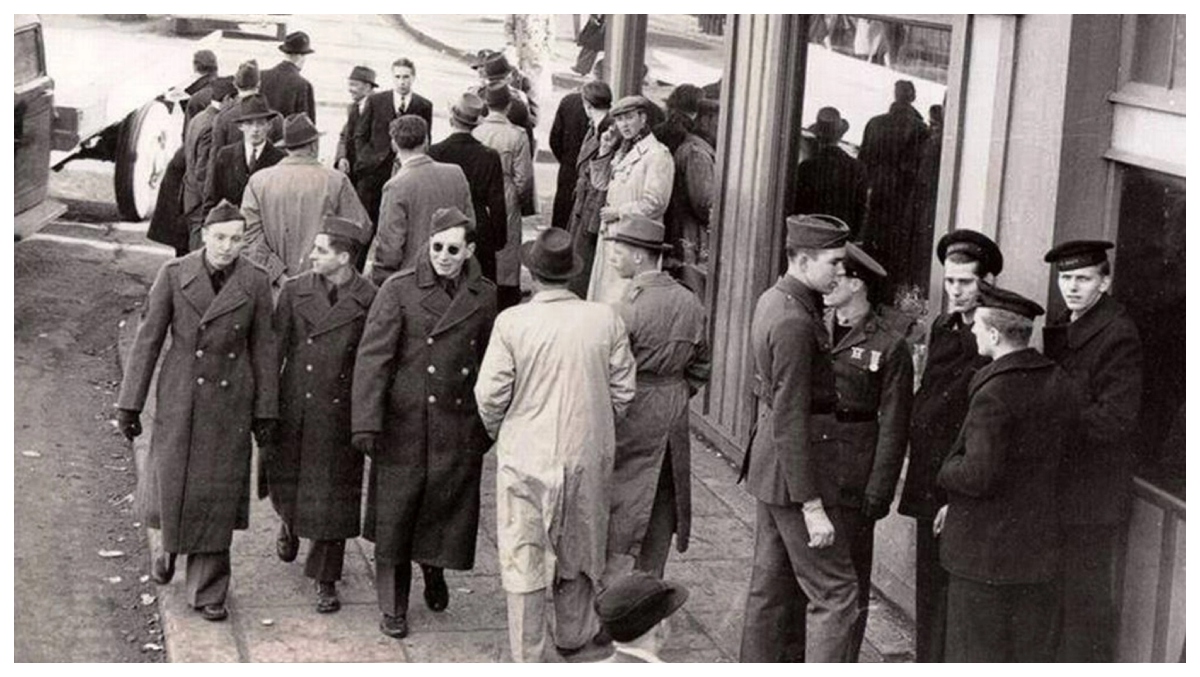 Does This 1940s Picture Prove Time Travel Is Possible? | OutKick Does This 1940s Picture Prove Time Travel Is Possible? | OutKick