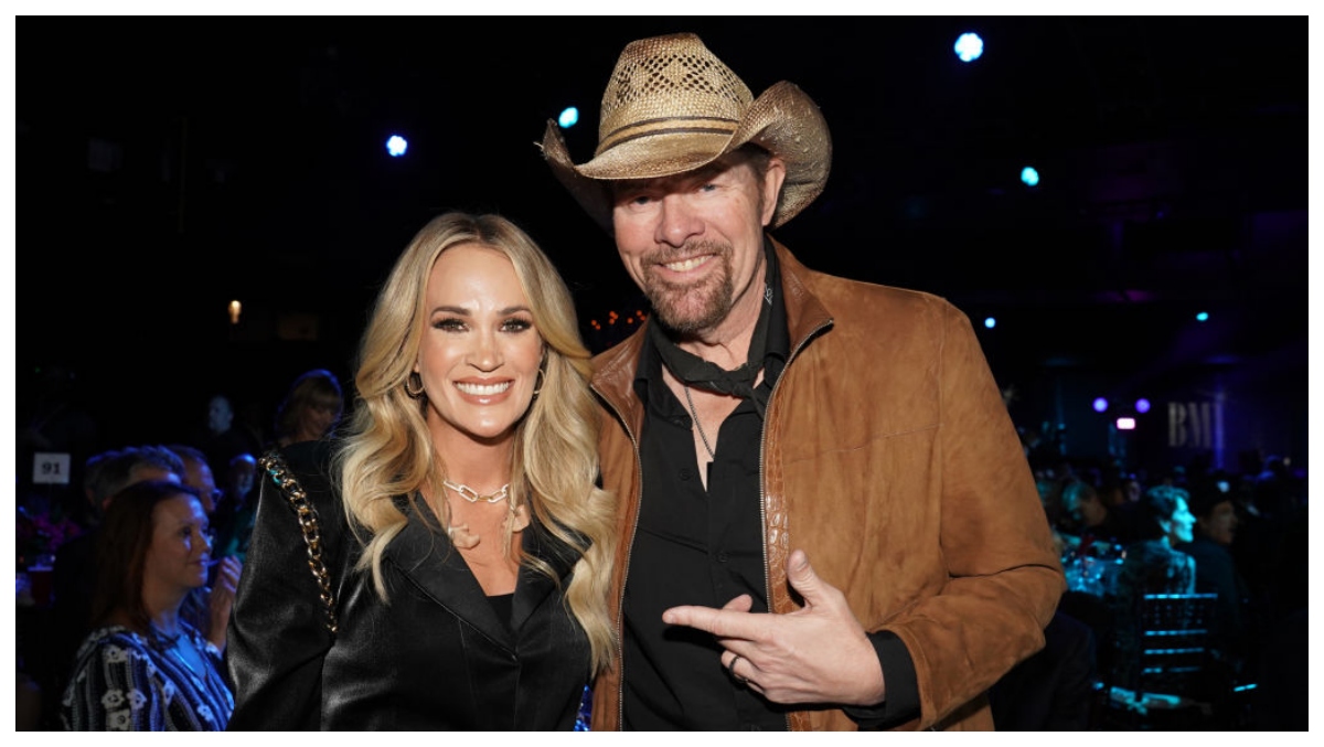 Toby Keith Says Cancer Battle Has Been 'Debilitating' In Rare Update ...