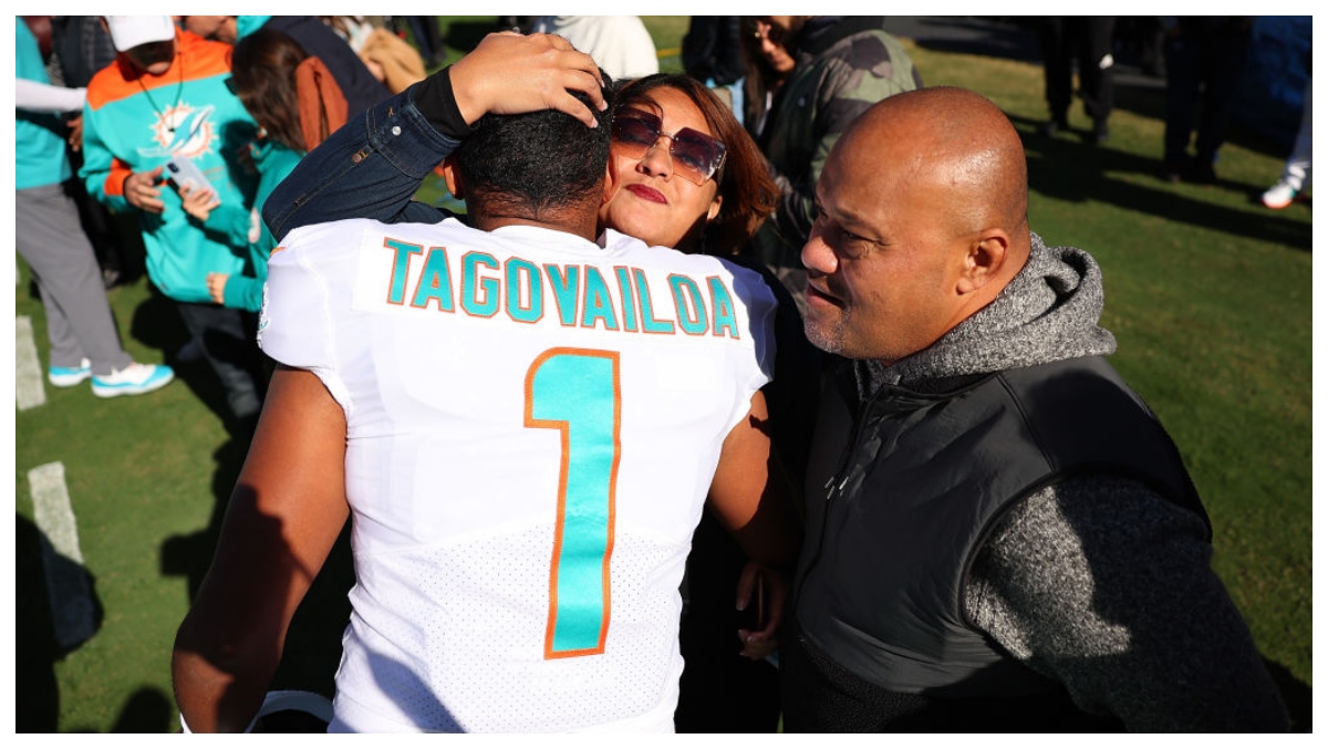 Parents Of Tua Tagovailoa Address Dolphins' QB Future After Multiple ... Parents Of Tua Tagovailoa Address Dolphins' QB Future After Multiple ...