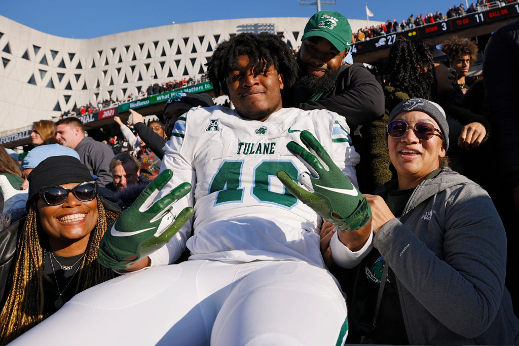 Ride The Wave Against USC In The Cotton Bowl