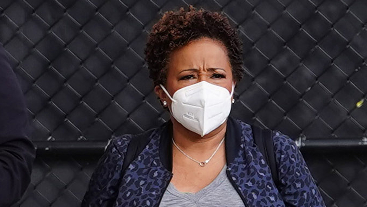 Wanda Sykes Continues Losing Her Mind, Says George Carlin, Richar