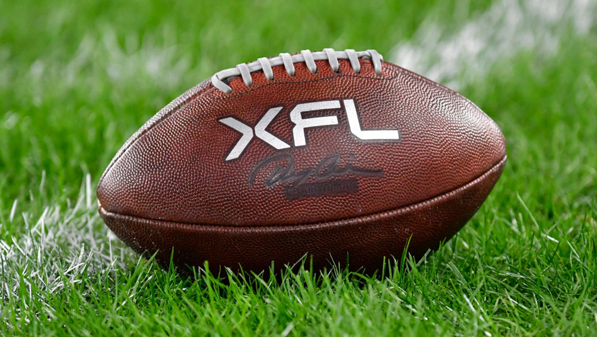 Crazy Winds Cause Mayhem On Terrible, Uneven XFL Field In Las Vegas ...
