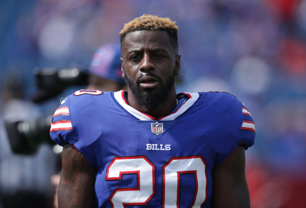 Former NFL CB Shareece Wright Identifies Himself As One Of 12 Men ...