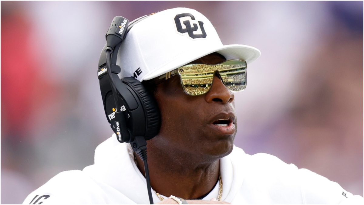 Deion Sanders Explains Why He Doesn't Believe In Visiting Recruits At ...