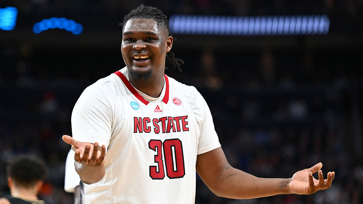 DJ Burns Captures The Hearts Of College Basketball Fans During NCAA ...