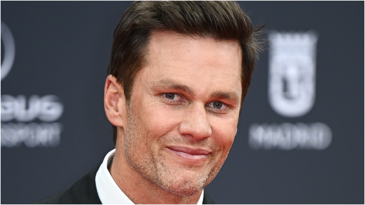 Tom Brady Torches Young Athletes For Being Selfish: VIDEO