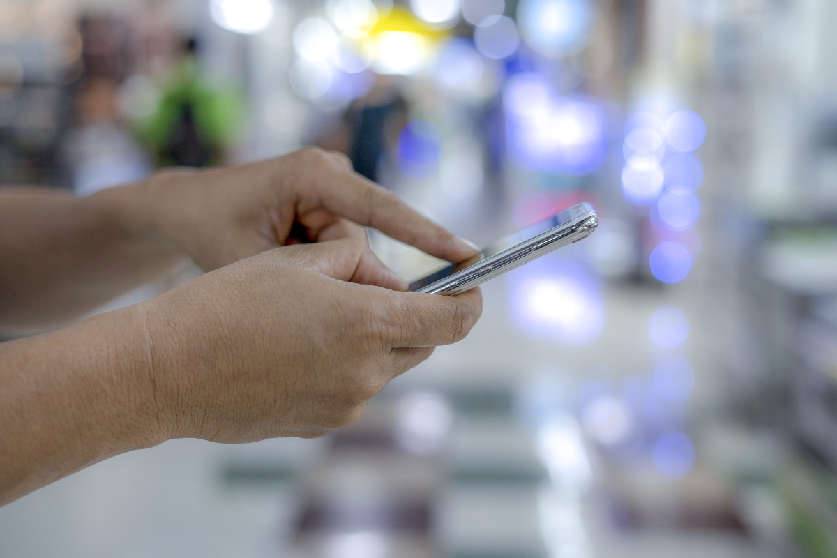 Colorado Mom Put A Dressing Room Peeping Tom Who Was Filming Her In A ...