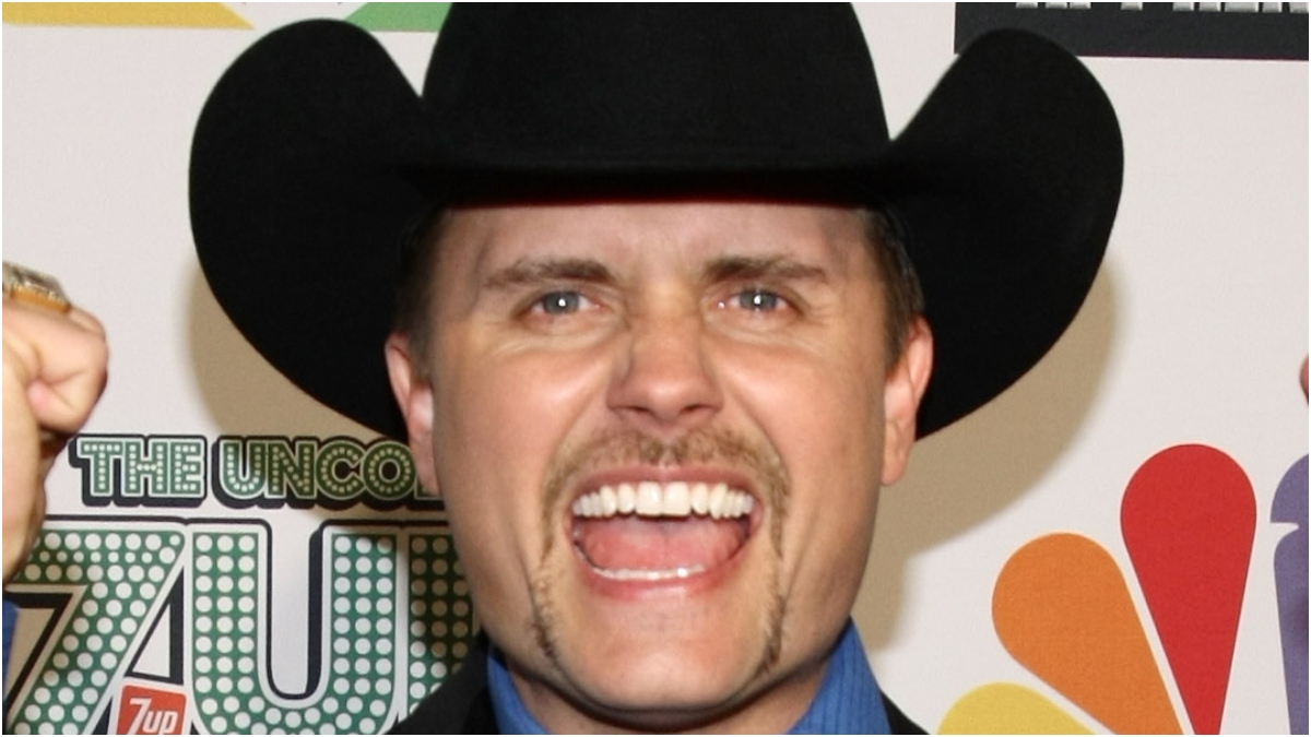 John Rich Offers Free Concert To UNC Flag Heroes | OutKick