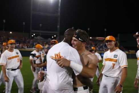 Christian Moore Hits For Cycle In Tennessee's Thrilling College World ...