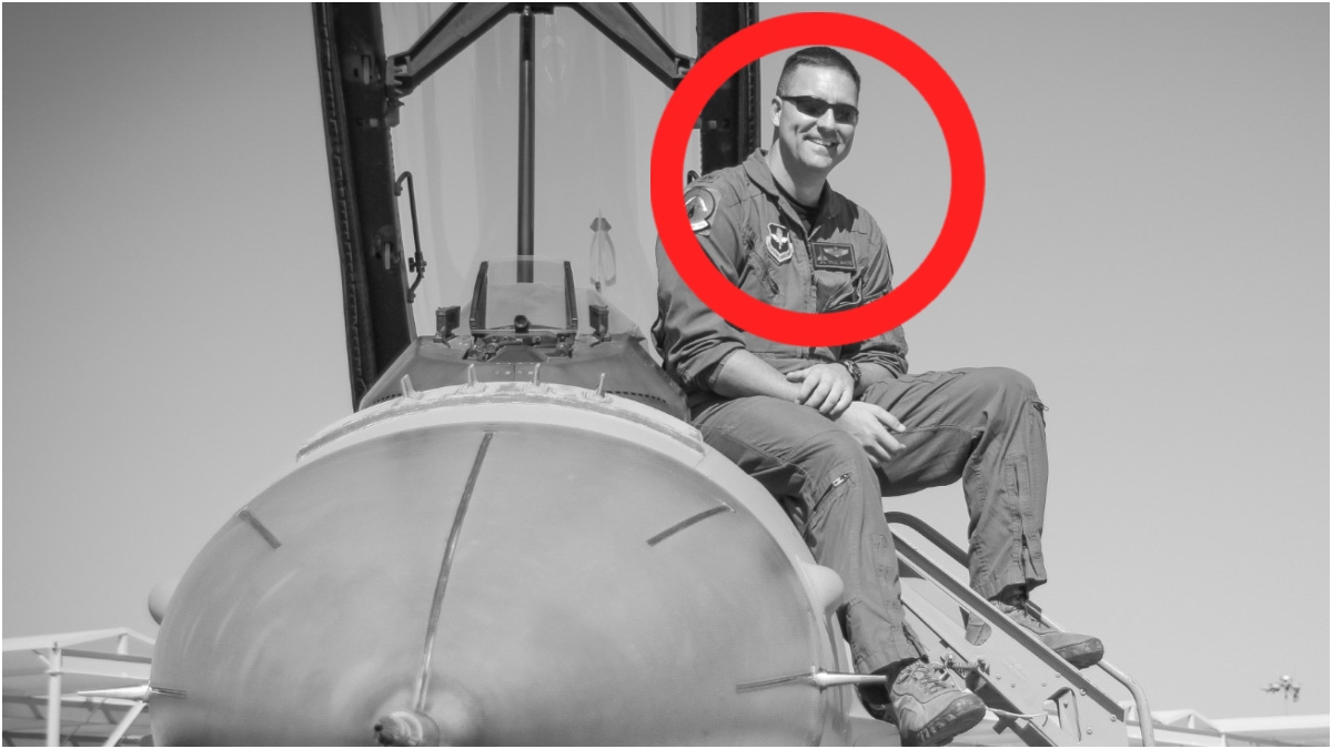 Fighter Jet Veteran Paul "Roscoe" White Remembers Bombing First Target ...