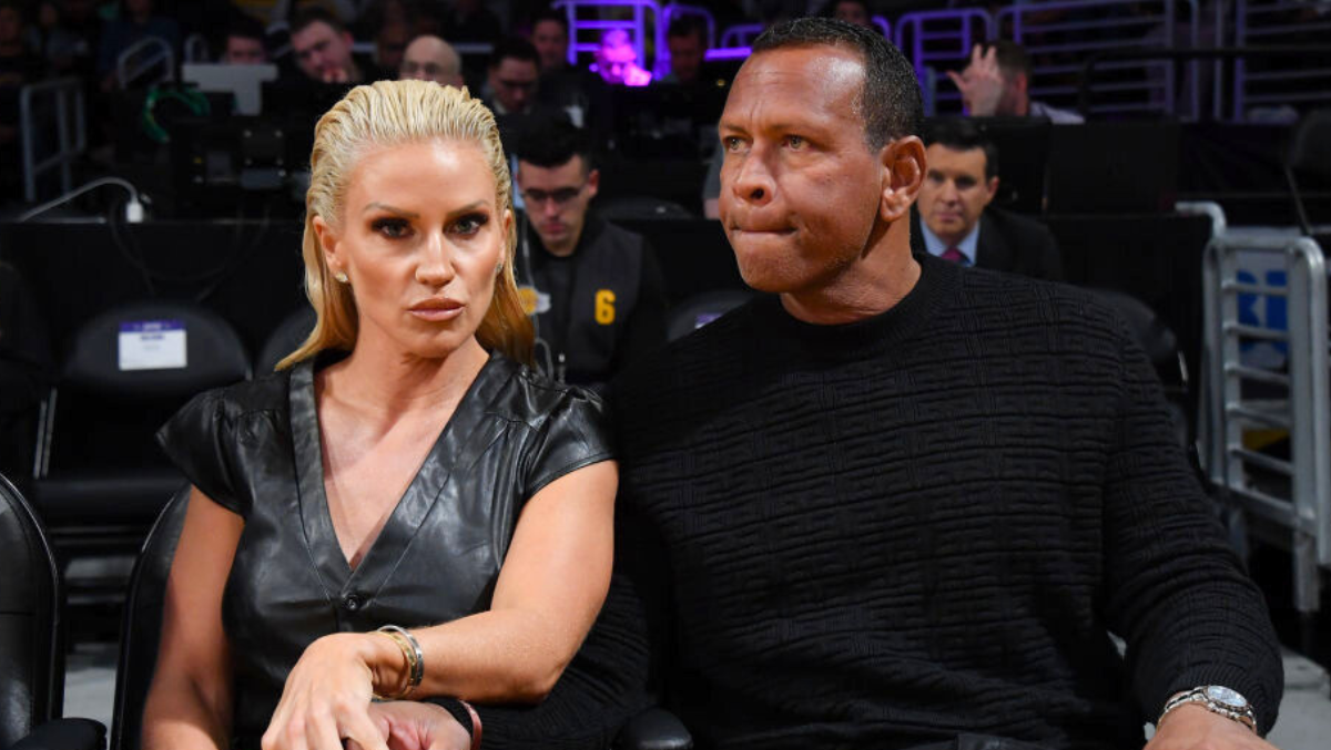 Jac Cordeiro & A-Rod Date Night, Ludacris On A Glacier & Juvenile Vs ...