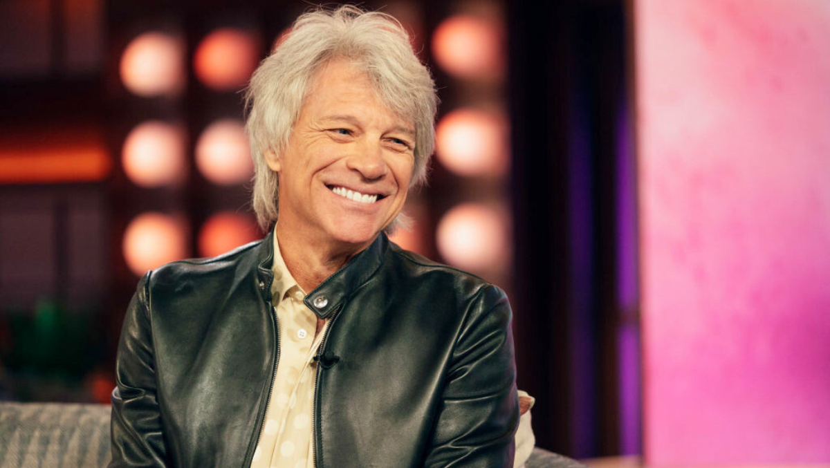 Jon Bon Jovi Saves Woman From Jumping Off Pedestrian Bridge In ... Jon Bon Jovi Saves Woman From Jumping Off Pedestrian Bridge In ...