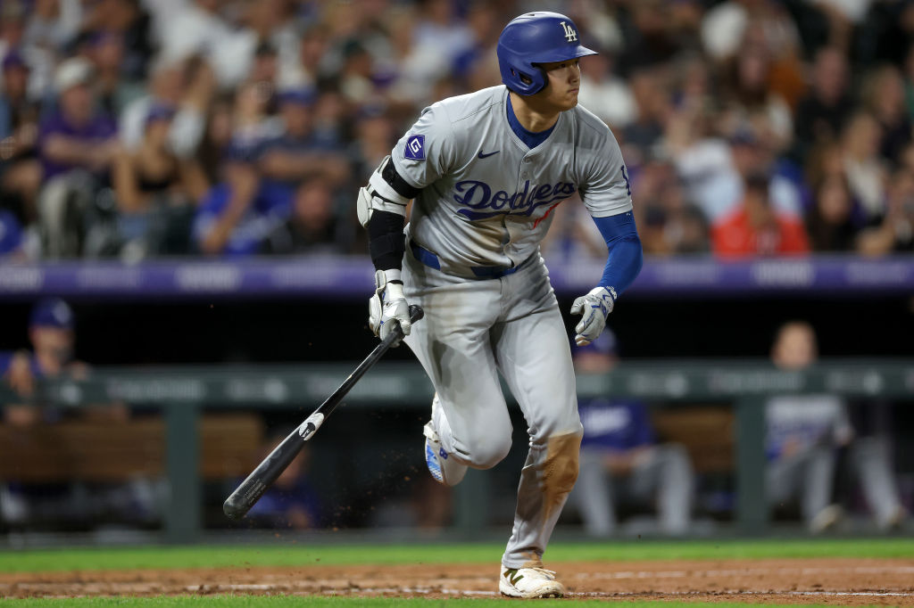MLB Announces It Will Go Back To Using Uniforms That Players Actually ...