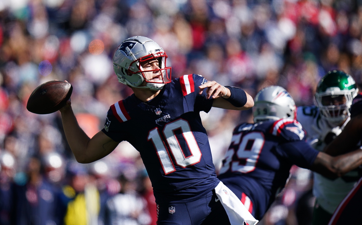 Patriots' Drake Maye Exits Game Against Jets After Taking Nasty Hit To Head | OutKick