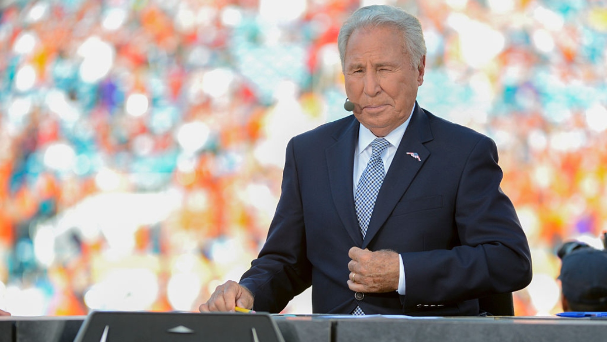 Lee Corso Mysteriously Absent For College GameDay And The Trend Isn't ...