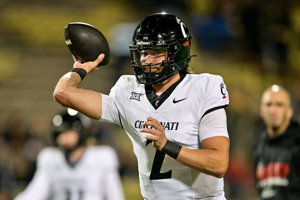 Cincinnati QB Does His Best Will Levis Impression And Costs His Team ...