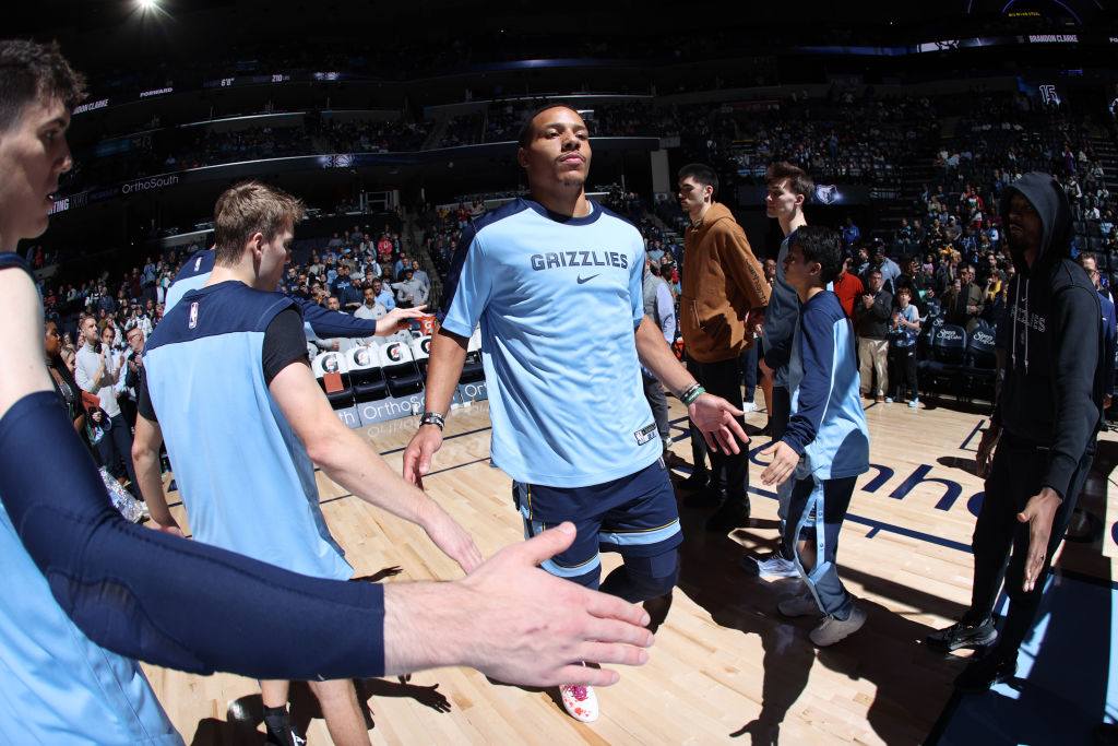 Grizzlies' Desmond Bane Does Deliberate Gun Celebration At 76ers' Caleb ...