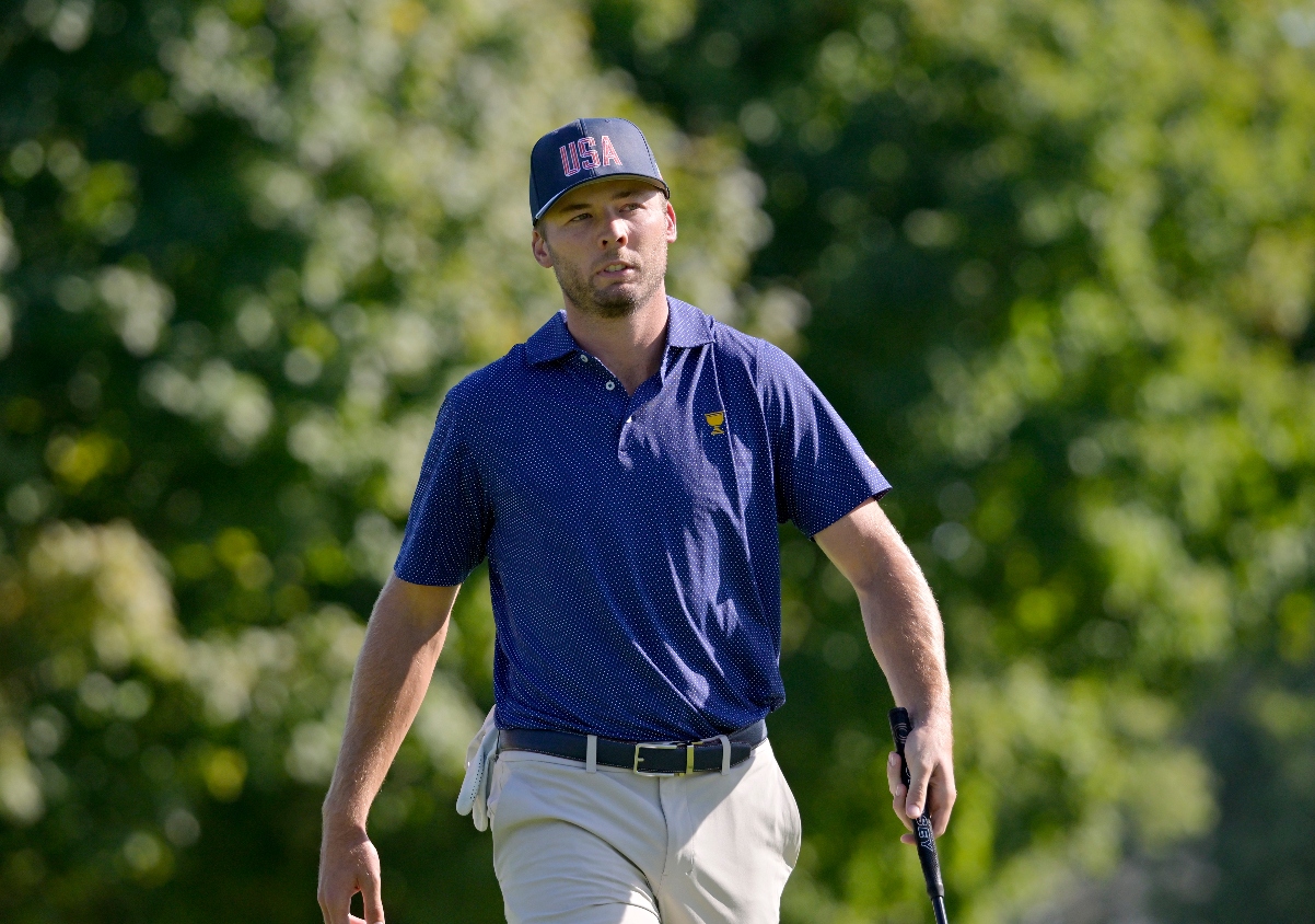 PGA Tour Player Sam Burns Poses With Buck While Waring A MAGA Hat ...