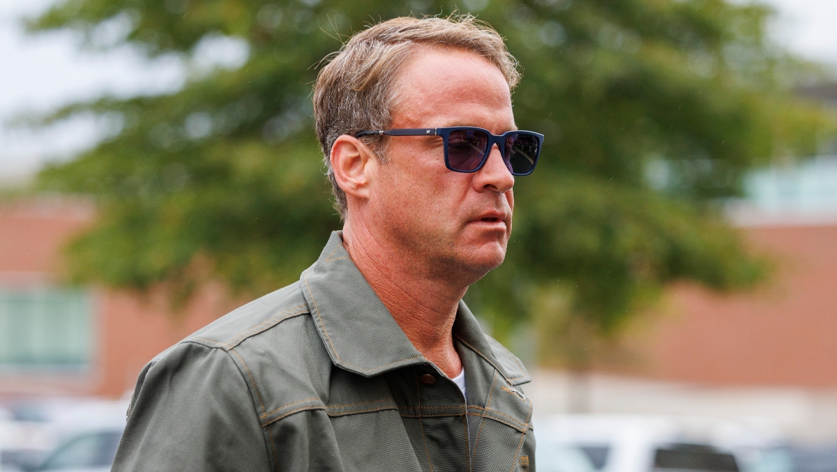 Lane Kiffin's Apparent Appreciation Of Mom Content Has Social Media ...