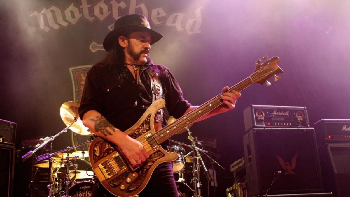 Rock Legend Lemmy Kilmister’s Ashes To Be On Display In His Favorite ...