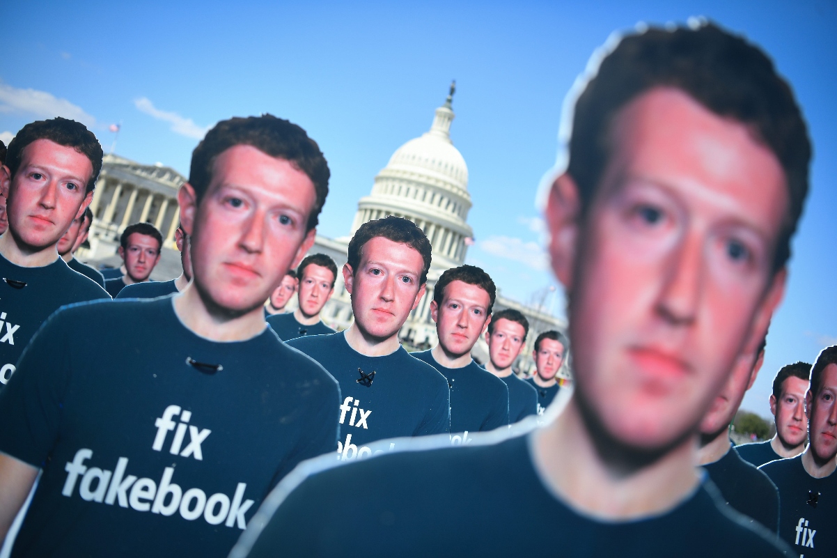 Meta Is Deploying AI Bots On Facebook & Instagram To Interact With ...