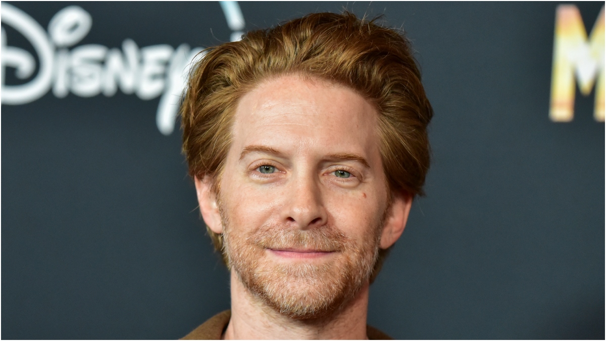 Seth Green Goes Viral With Epic 'Entourage' Photo | OutKick
