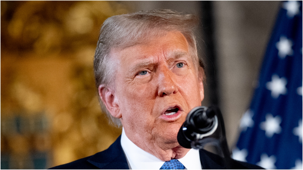 Donald Trump Diet Coke Photo Goes Viral, Draws Hilarious Reactions ...