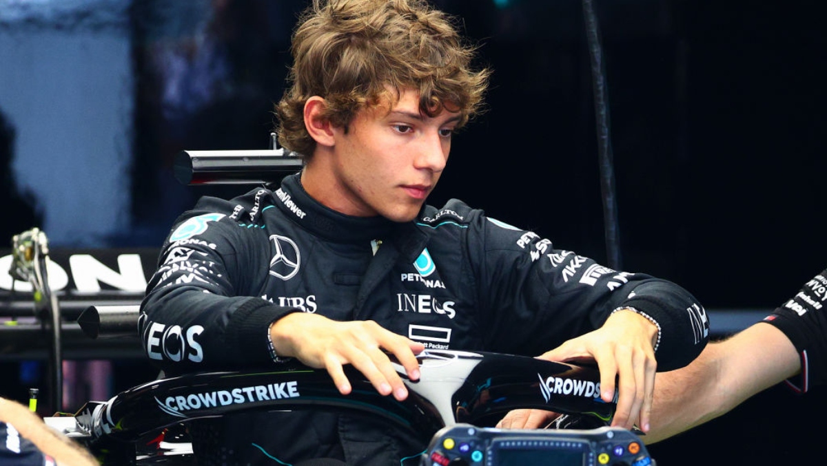 New Mercedes Driver Just Passed Road Driving Test Month Before Rookie ...