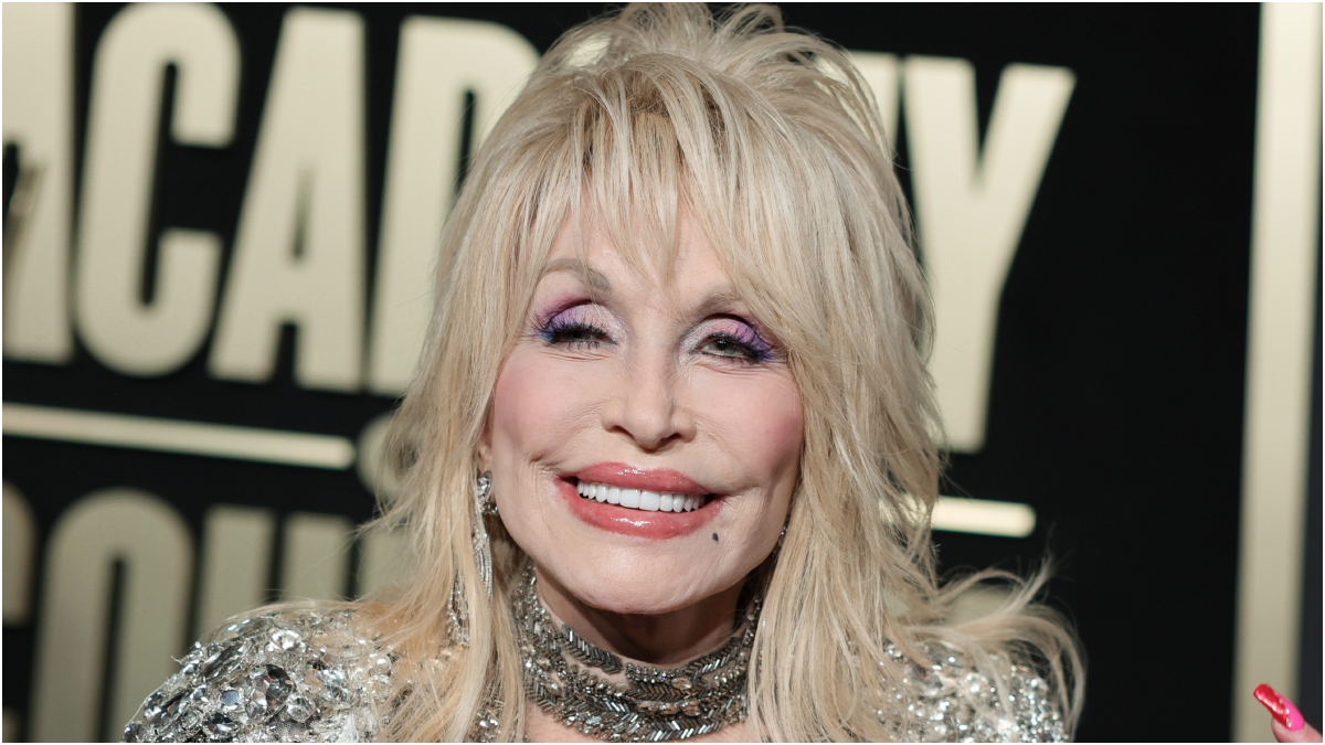 Dolly Parton, Sabrina Carpenter Music Video Is Terrible | OutKick