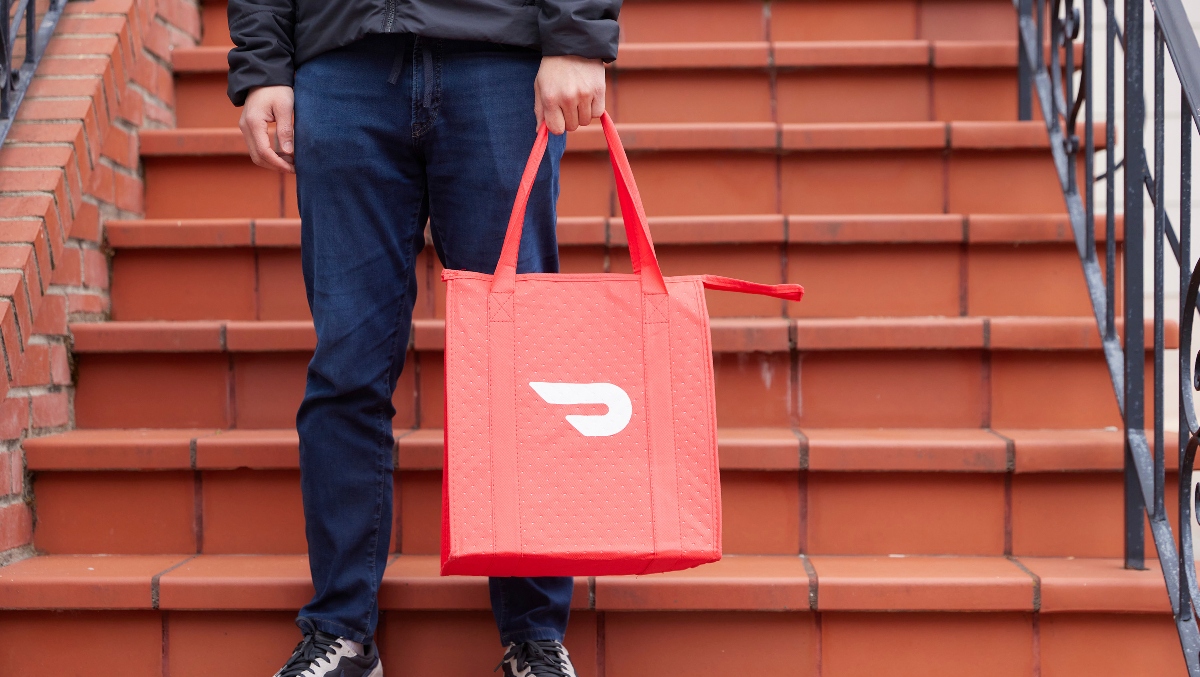 DoorDash Driver Tries To Shoot His Shot With A Married Woman | OutKick