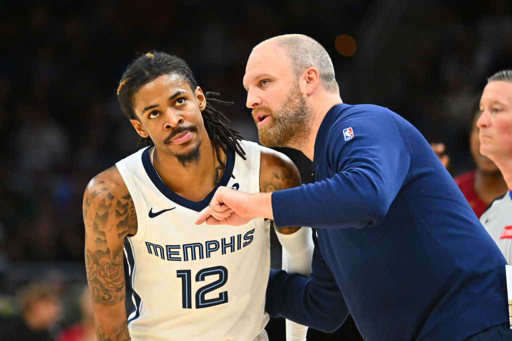 Ja Morant Awkwardly Hugs Jarrett Allen After Getting Posterized By Cavs ...