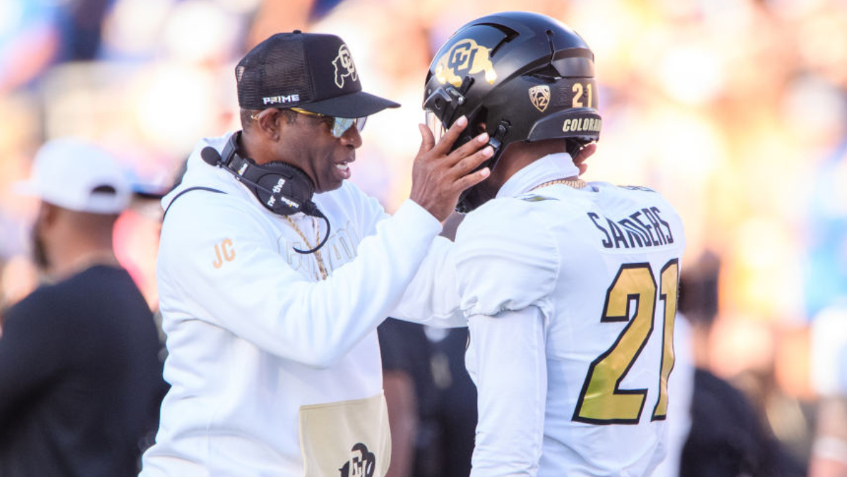 Deion Sanders Gives Shilo Sanders Extra Motivation To Run A Faster 40 ...