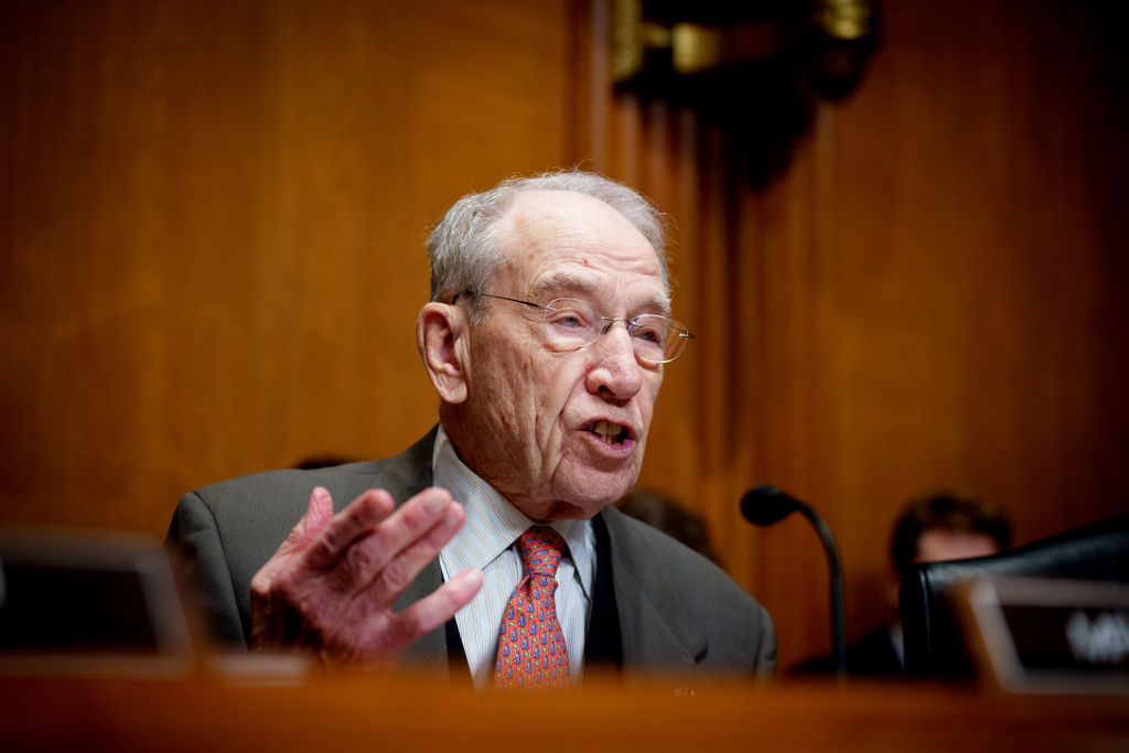 91-Year-Old Sen. Chuck Grassley Trolls Unhinged, Foul-Mouthed, Trump ...