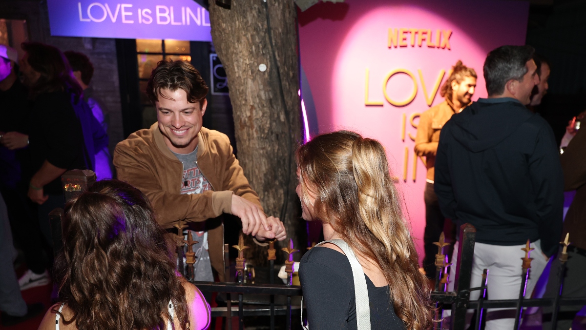 Sara Carton Leaves Ben Mezzenga At The Altar During 'Love Is Blind ...