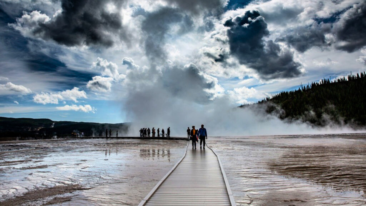 Yellowstone Visitors Stunned As Man In Sandals Walks Across Grand ...