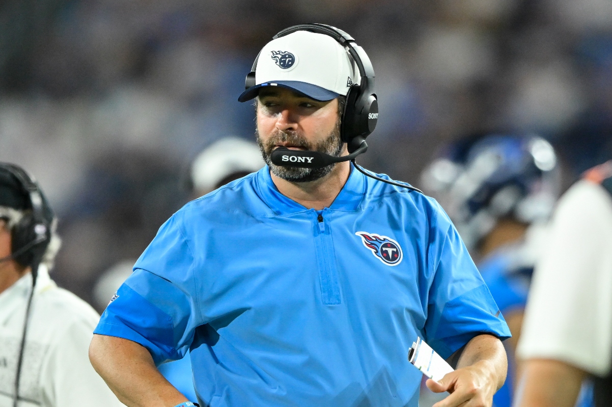 Titans Head Coach Brian Callahan Admits He Doesn't Know What A Catch Is ...