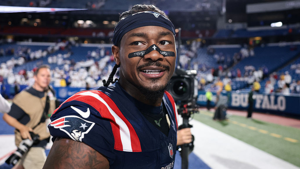 Stefon Diggs Celebrates Like He Just Won the Super Bowl After Upsetting ...