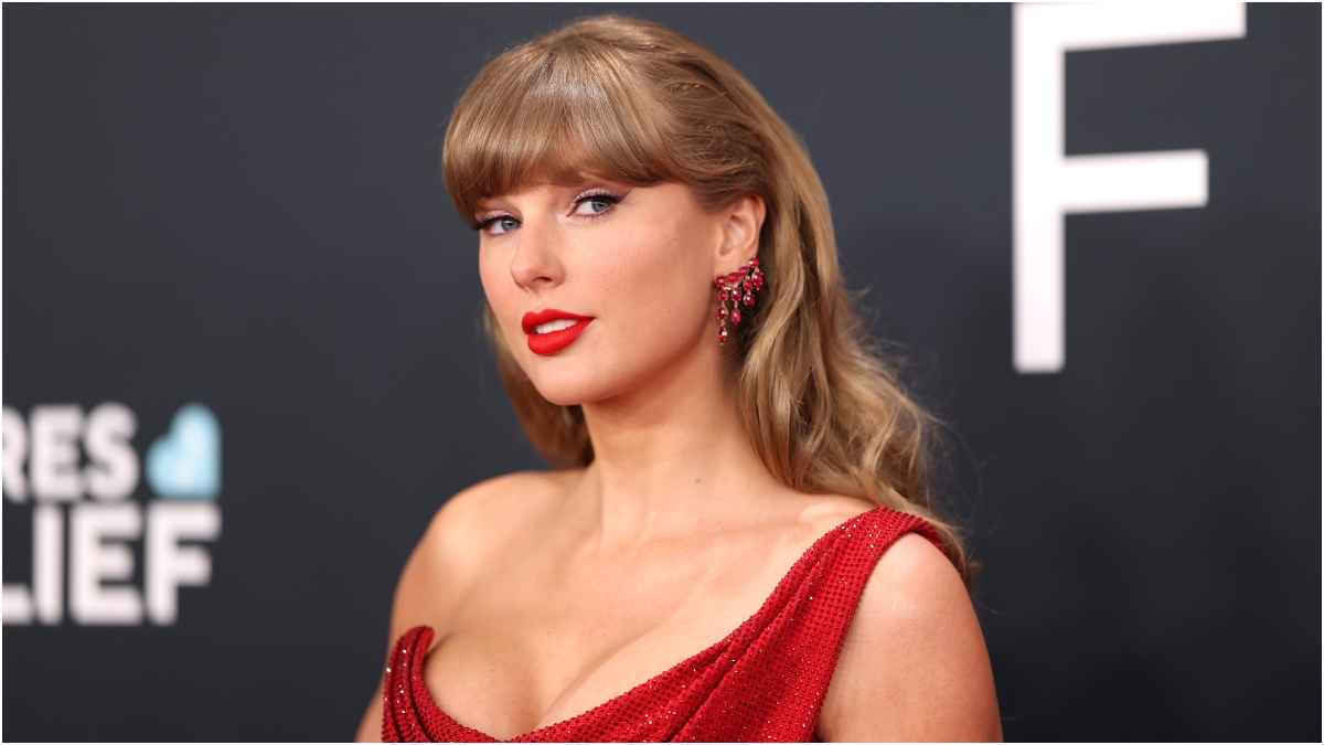 Taylor Swift's New Album 'The Life Of A Showgirl' Crushed For Being ...