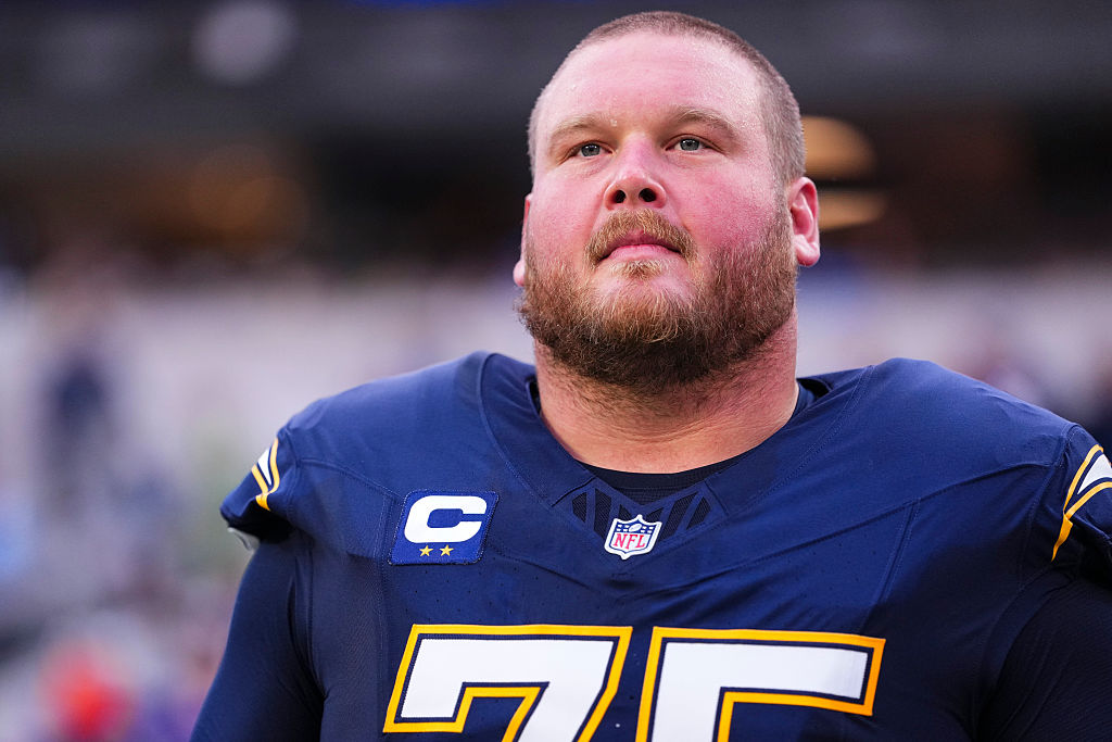 Chargers OL Submits Flop Of The Year Candidate Against Jaguars | OutKick